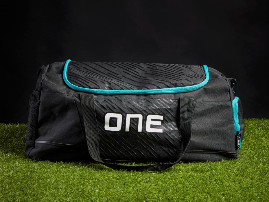ONE GLOVE GOALKEEPER BAG HOLDALL - S4P - Sports4Pros - Luvas de Guarda ...